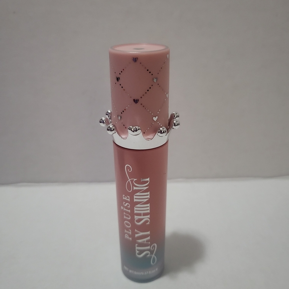 Louis Vuitton | Makeup | Louis Vuitton Stay Shining Lip Gloss Soft Pink ...